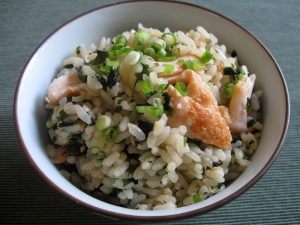 Salmon & Wakame Mazegohan – Hiroko's Recipes