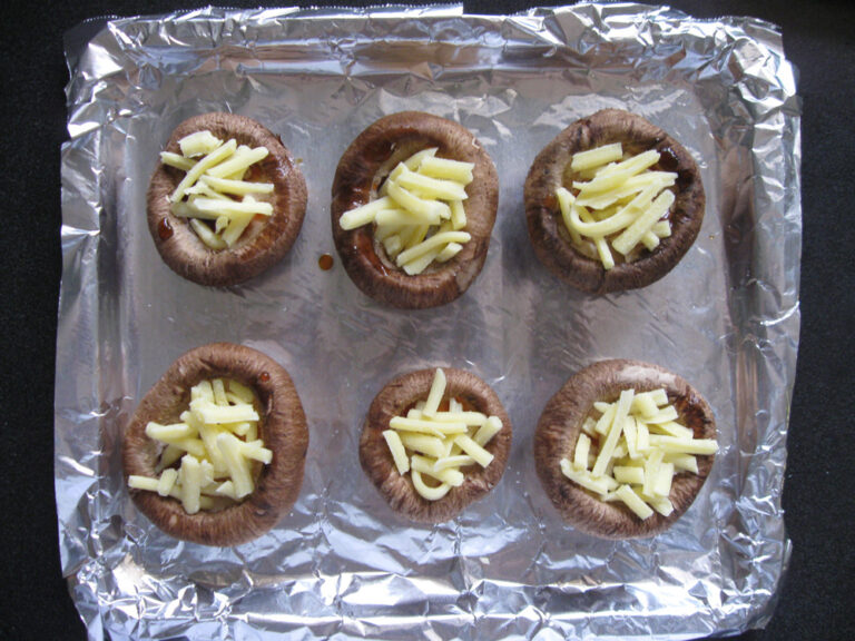 Grilled Shiitake & Cheese – Hiroko's Recipes