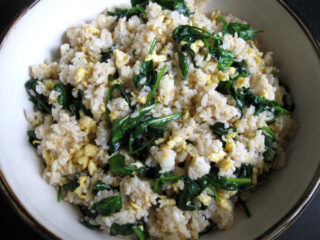 Spinach & Egg Mazegohan – Hiroko's Recipes