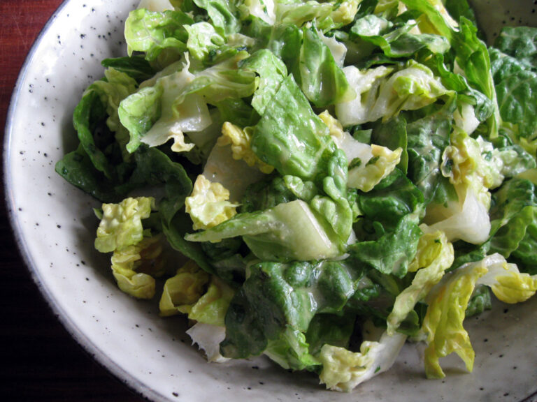 Lettuce Salad with Basil Sumiso Dressing – Hiroko's Recipes