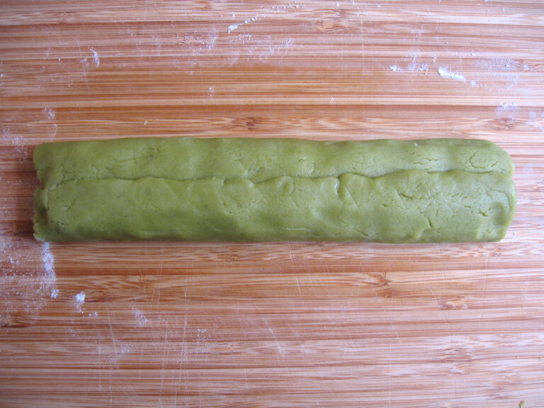 Azuki & Walnut Stuffed Matcha Cookies – Hiroko's Recipes