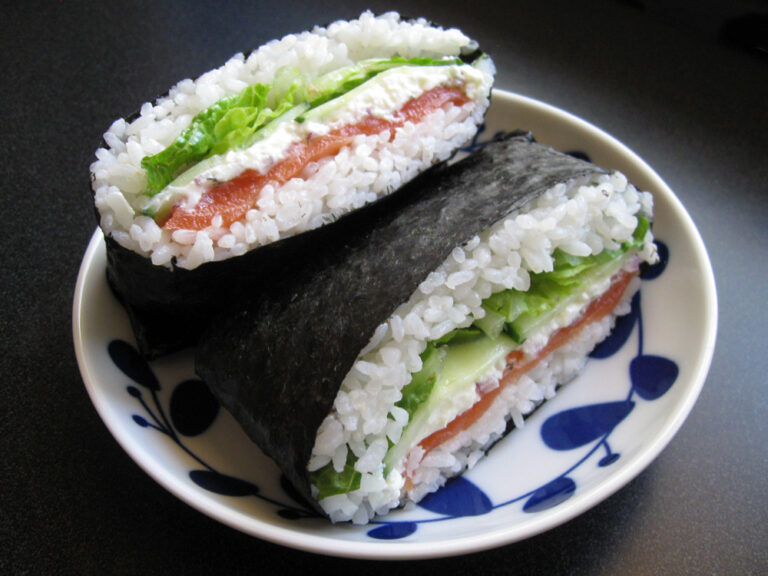 Smoked Salmon ‘Onigirazu’ (Rice Sandwich) – Hiroko's Recipes