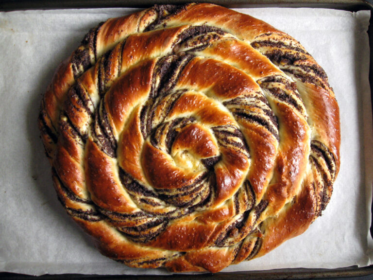 Poppy Seed Twisted Bread – Hiroko's Recipes