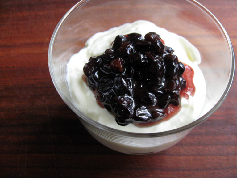 Dried Black Currant Jam – Hiroko's Recipes