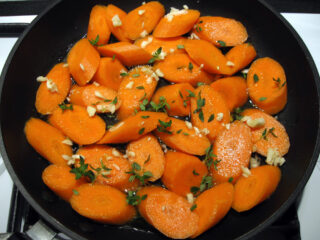 Pan-fried Carrots – Hiroko's Recipes