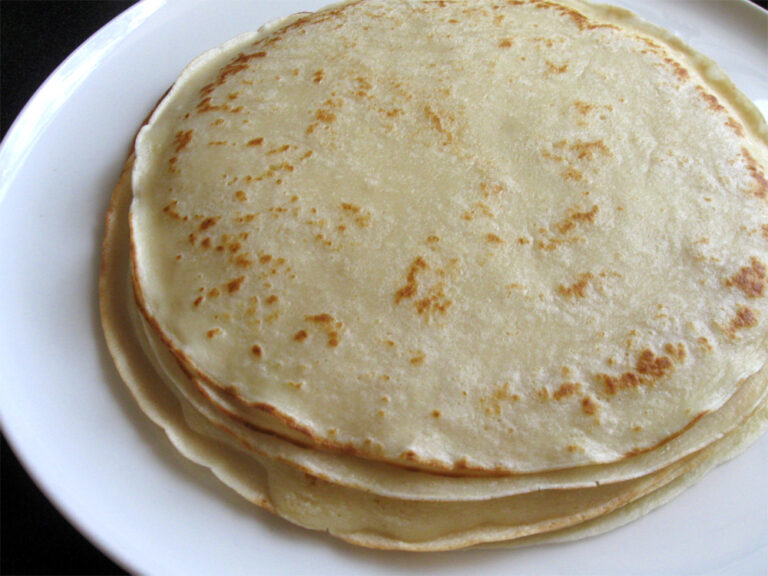 ‘Mlyntsi’ Ukrainian Thin Pancakes – Hiroko's Recipes