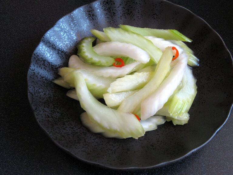 Sweet & Sour Celery – Hiroko's Recipes