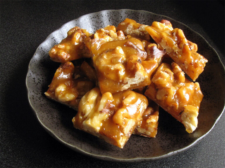 Quick & Easy Toffee with Nuts – Hiroko's Recipes