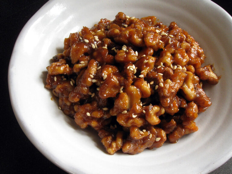 Sweet Miso Walnuts – Hiroko's Recipes