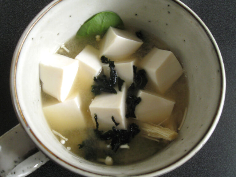 Mug Miso Soup – Hiroko's Recipes