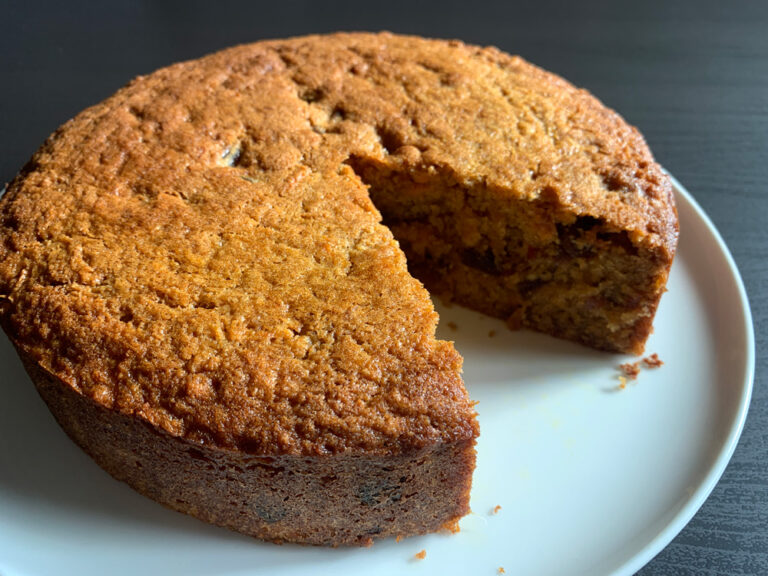 Dates & Carrot Cake – Hiroko's Recipes