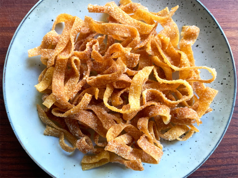 Fried Wonton Wrappers – Hiroko's Recipes