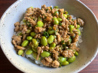 Pork Mince & Edamame Rice Bowl – Hiroko's Recipes